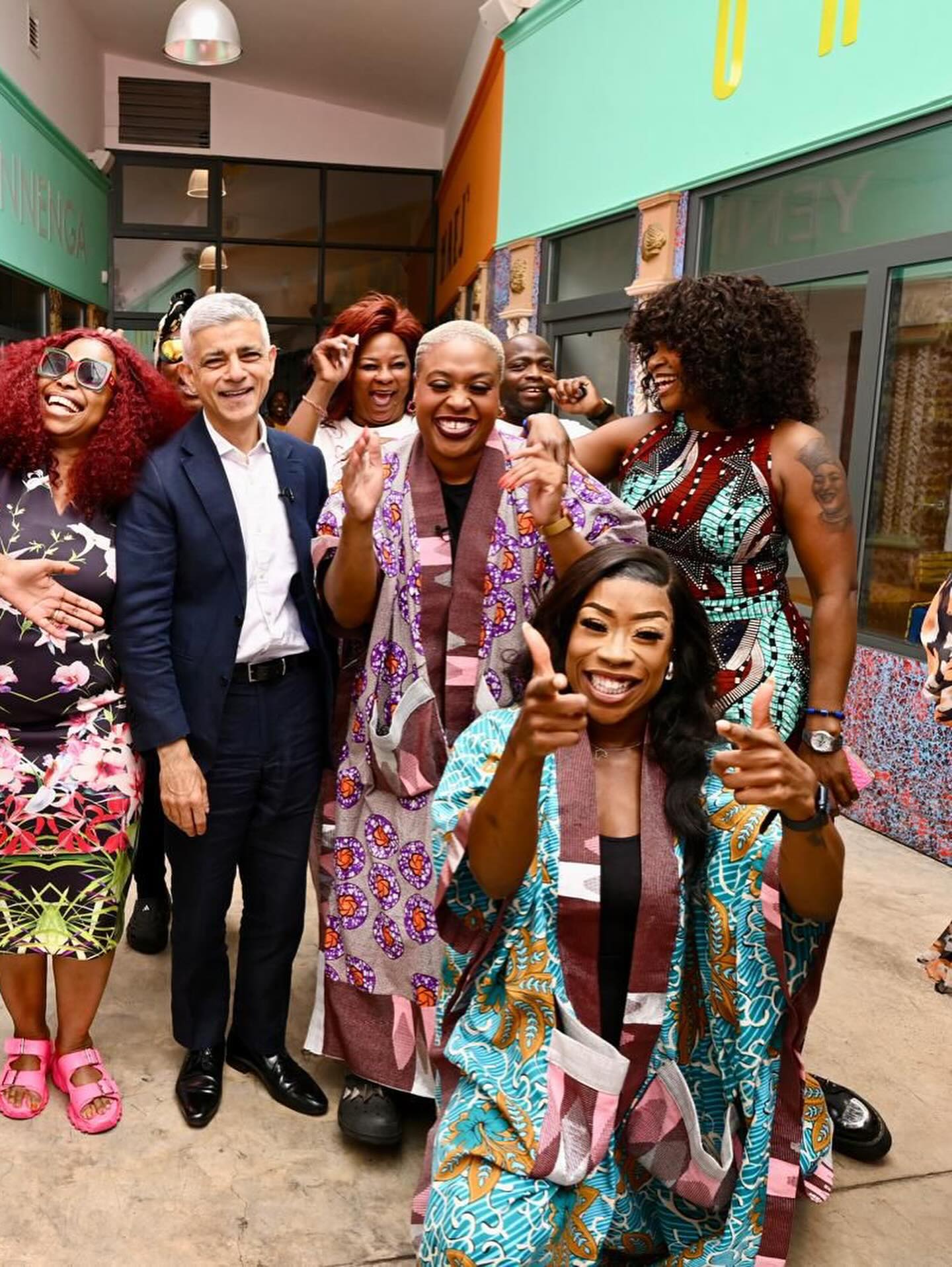 Mayor of London Visits The Flygerians to announce landmark trade trip ...